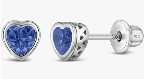 5 Best Screw Back Earrings for Toddlers [Tiny Treasures]
